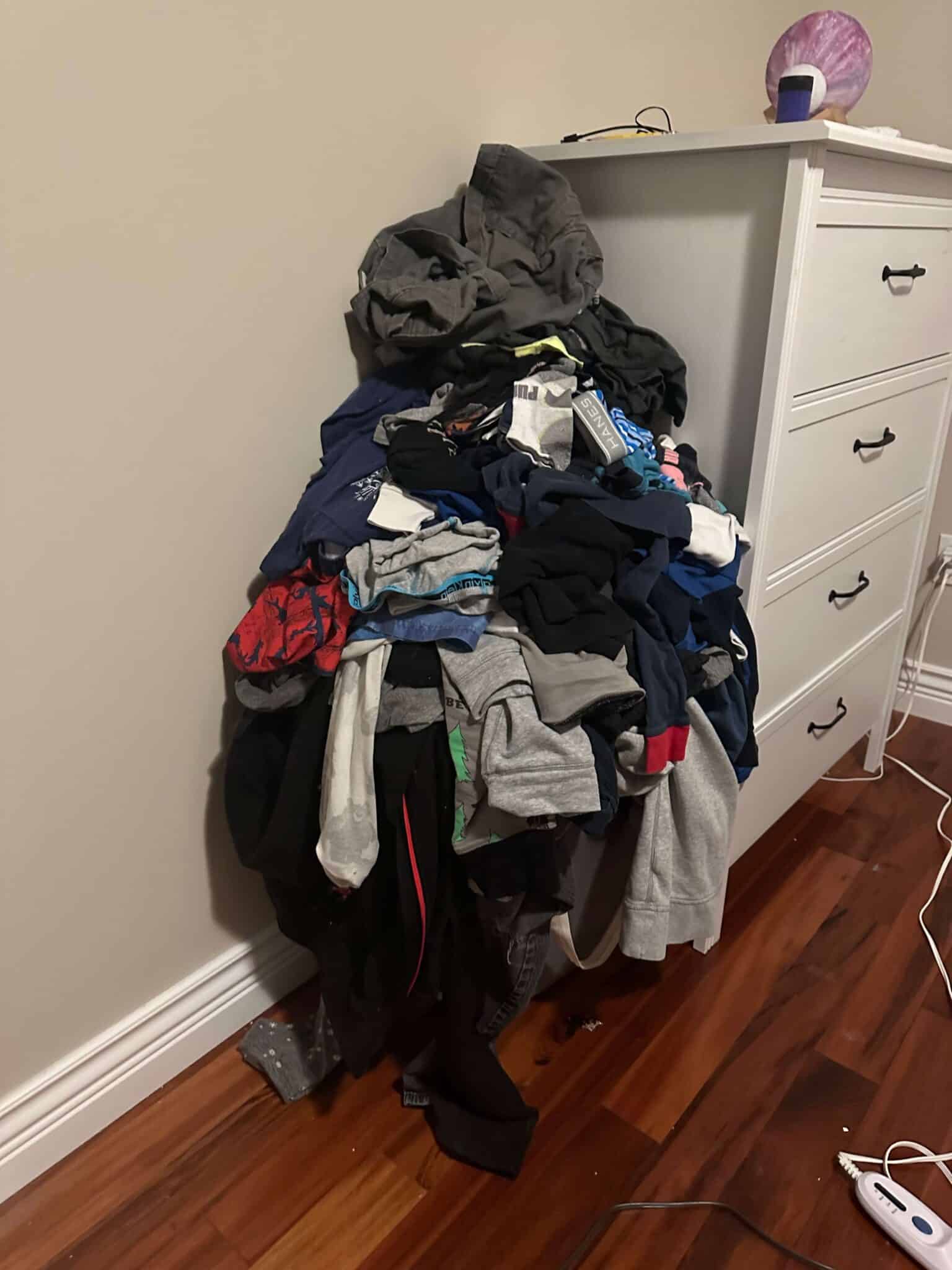 How To Get Rid of Closet Smell - Minimalist Home